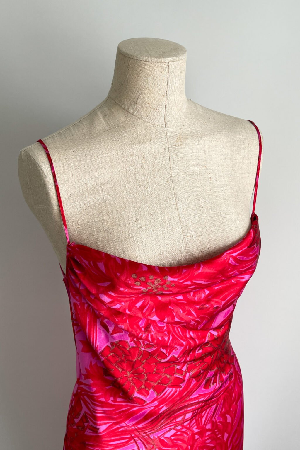 ANNA MOLINARI 2000 Pink Floral Silk Draped Dress - EMERIEU