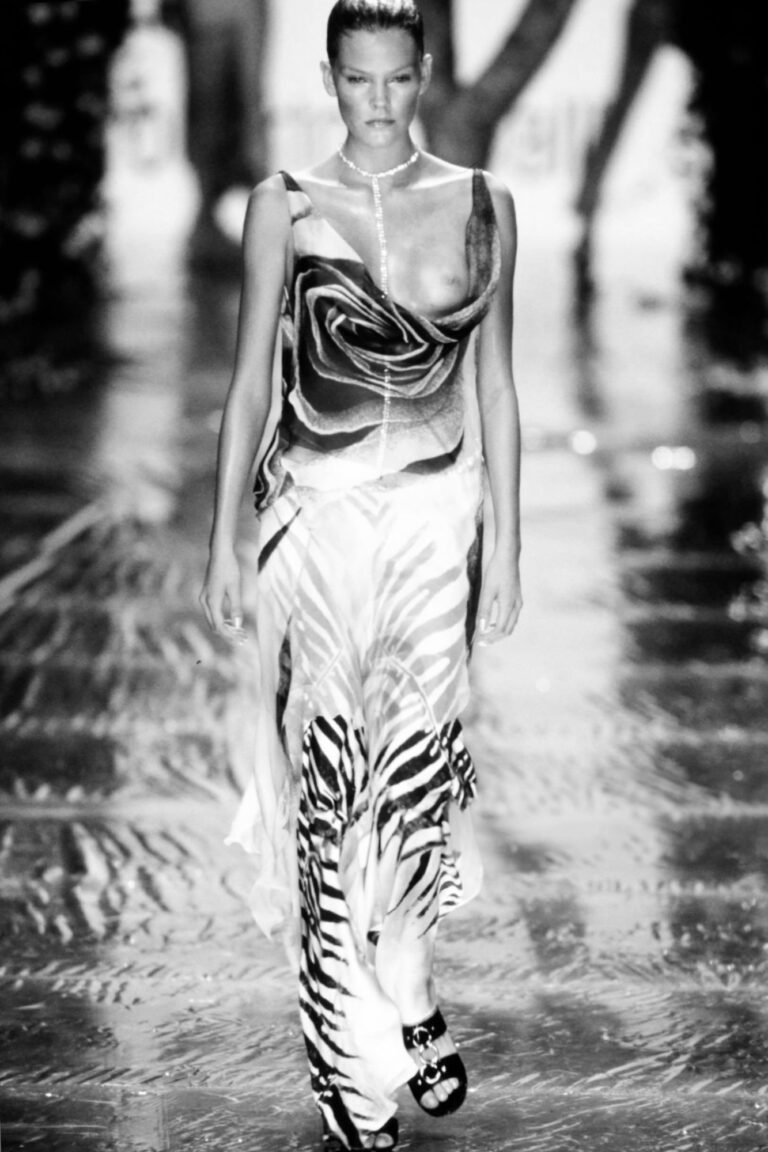 CAVALLI CLASS 2000 Black Rose Print Halter Neck Dress (M) - Emerieu