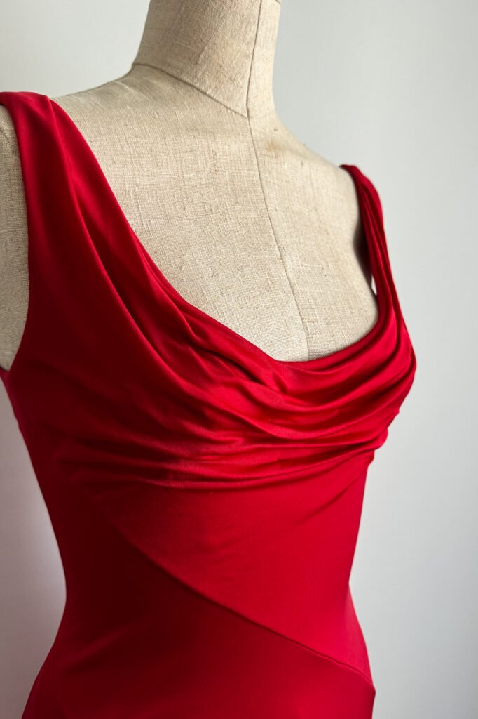 VERSACE 2001 Red Spiral Midi Dress (M) - EMERIEU