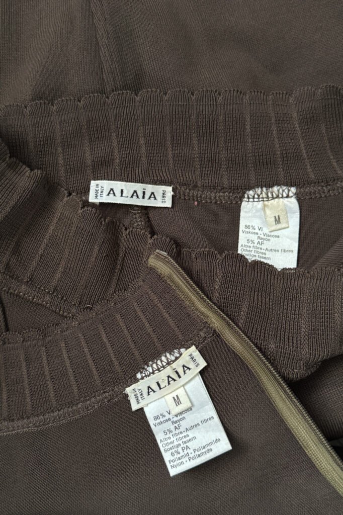 ALAÏA 1992 Off Shoulder Brown Bodysuit & Skirt Set (S) - Emerieu