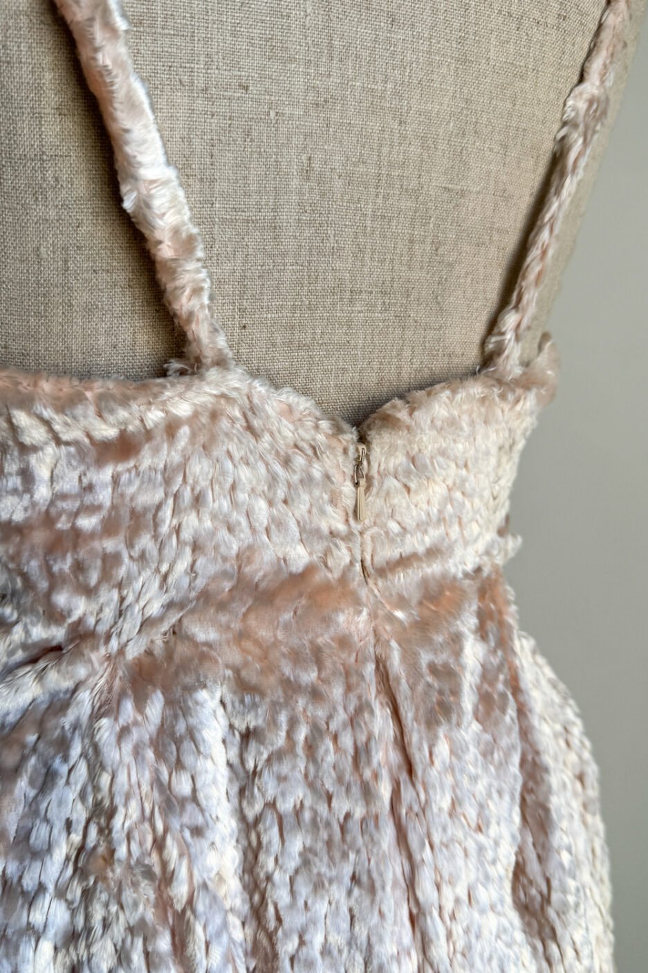 VIVIENNE WESTWOOD 1994 Link Pink Faux-Fur Midi Dress (XS-S) - Emerieu